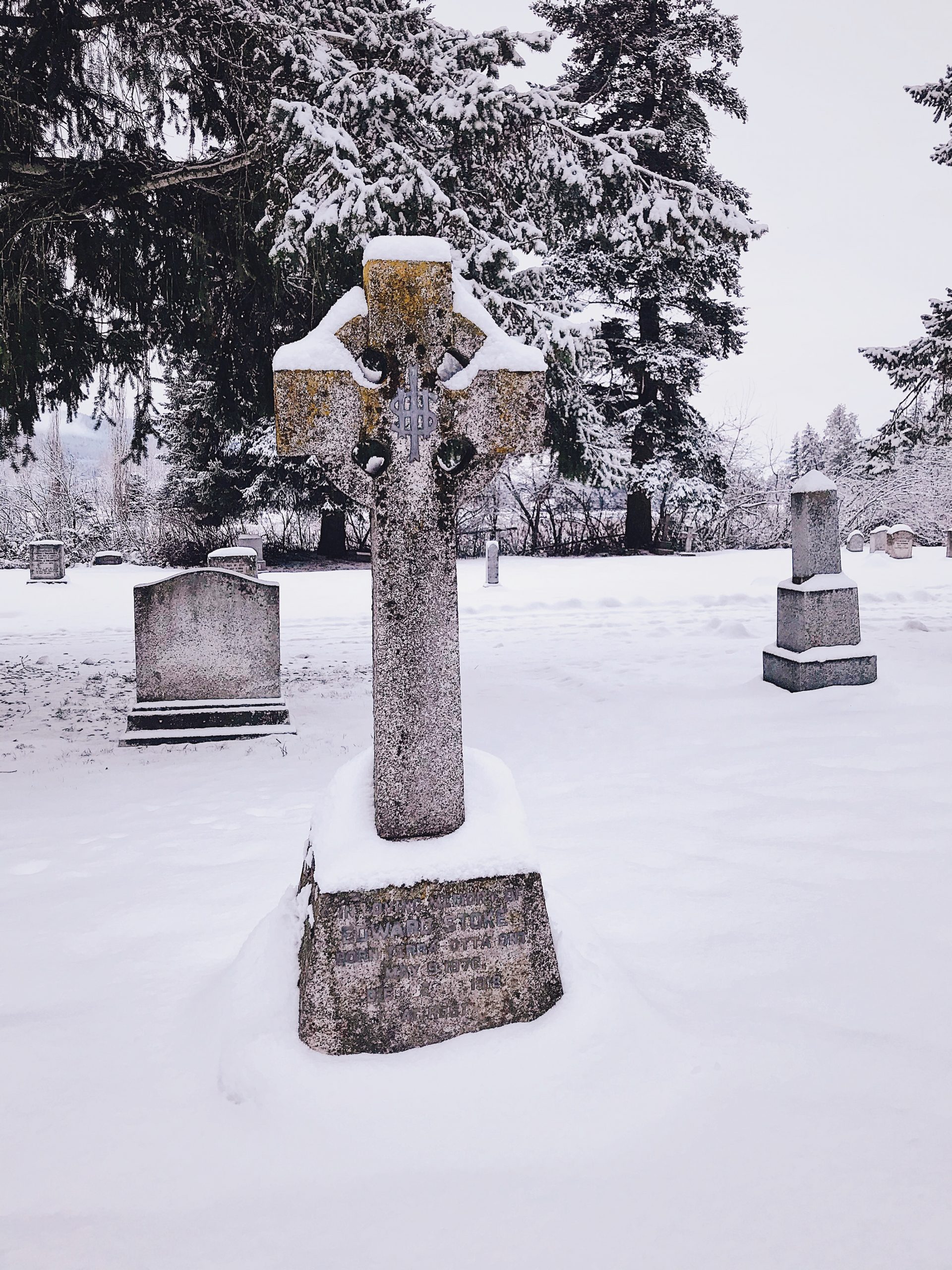 How to Use Graveyard Snow in your Magickal Workings | Witchcrafted Life