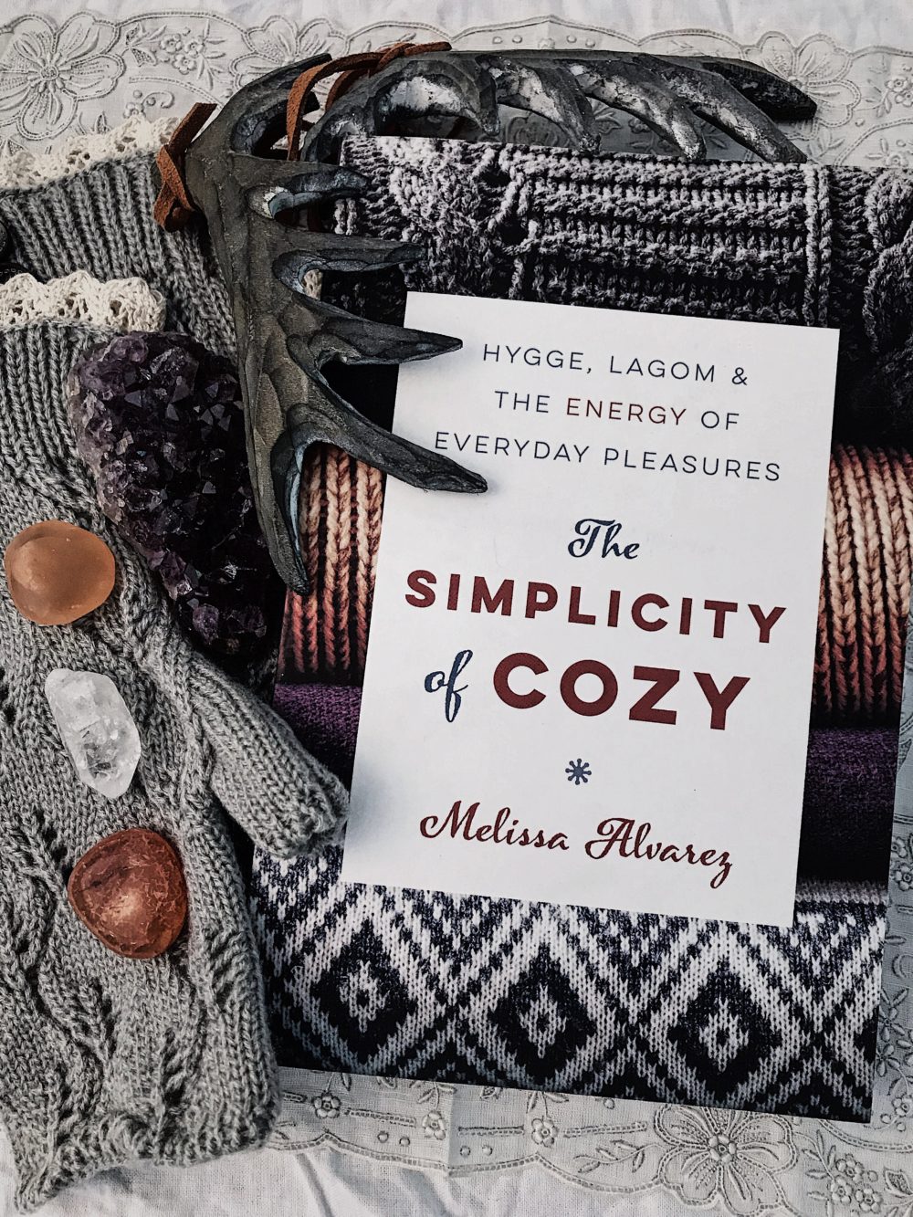 Book Review: The Simplicity of Cozy by Melissa Alvarez | Witchcrafted Life